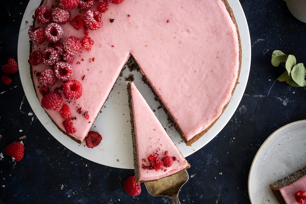 Makový koláč s malinami | Dobredezerty.sk